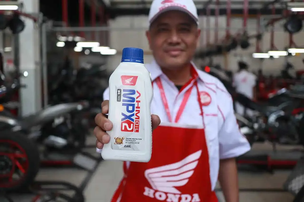 Jenis-Jenis Oli Yang Digunakan Pada Motor Honda Lengkap Dengan ...